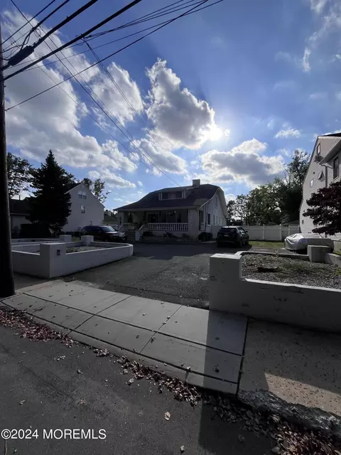 276 Main St, Keyport, NJ 07735 | 1 photo - Movoto