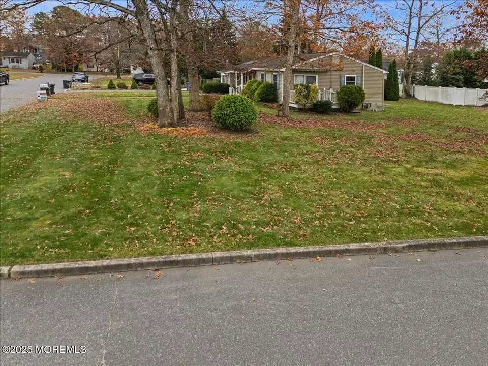 1079 Helm Ave, Manahawkin, NJ 08050 | MLS# 22534461 | 48 Photos - Movoto
