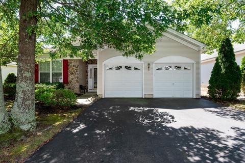 Single Family Homes for Sale in Galloway NJ.