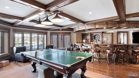 275 Indian Trail Dr, Franklin Lakes, NJ 07417 - Movoto