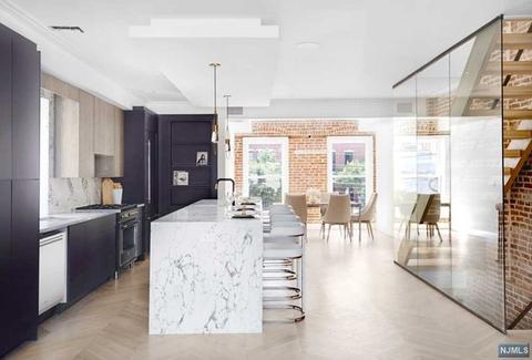 8 Bright St #A, Jersey City, NJ 07302 | 20 Photos | MLS #22036106 - Movoto