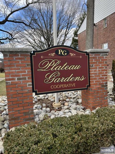 1241 Anderson Ave # 21, Fort Lee, NJ 07024 | 11 Photos | MLS #23002962 ...