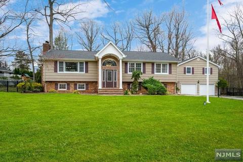 123 Arcadia Rd, Allendale, NJ 07401 | 37 Photos | MLS #23010509 - Movoto