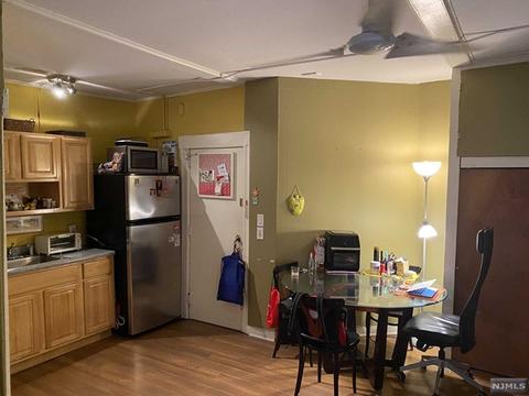 218 S Broad St #7, Ridgewood, NJ 07450 | 5 Photos - Movoto