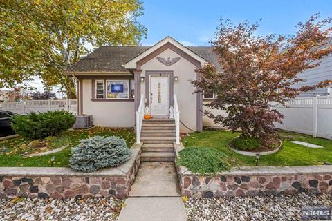 East Rutherford, E Rutherford, NJ real estate & homes for Sale - Movoto