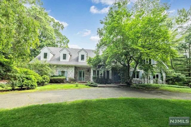 25 Ackerman Rd, Saddle River, NJ 07458 | 27 Photos - Movoto