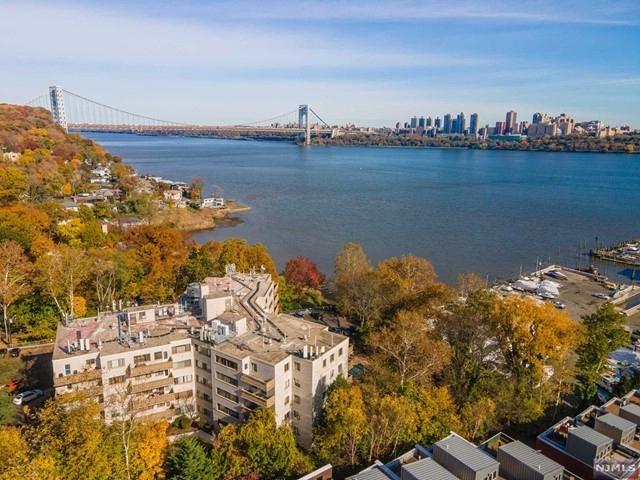 Morris Heights, The Bronx, NY Homes with Waterfront For Sale - Movoto