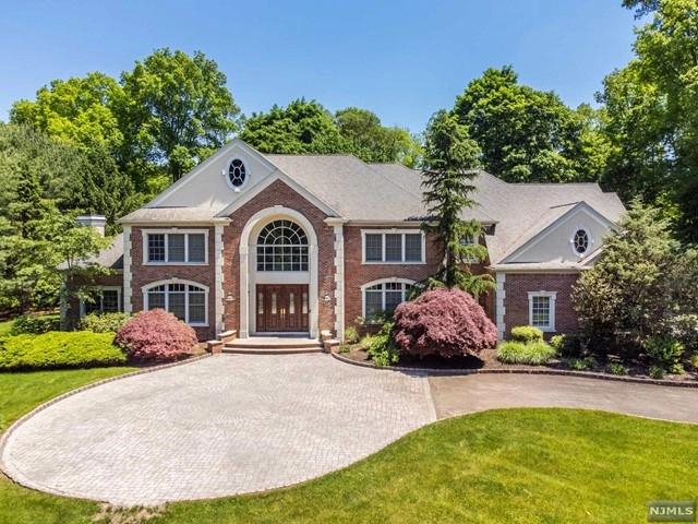 154 E Saddle River Rd, Saddle River, NJ 07458 | 34 Photos - Movoto