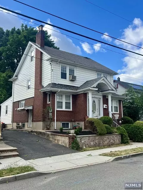 17 East Rutherford Homes For Sale & East Rutherford, NJ Real Estate ...