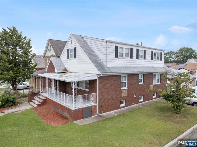 149 Paterson Ave, Lodi, NJ 07644 | MLS# 25027043 | 49 Photos - Movoto