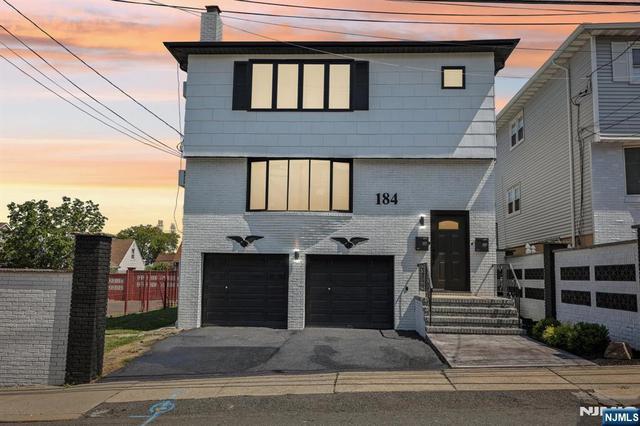 184 Albert St, North Arlington, NJ 07031 | MLS# 25028796 | 44 Photos ...