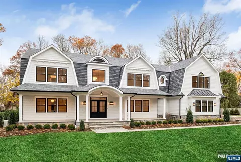 132 Dimmig Rd, Upper Saddle River, NJ 07458 - Movoto