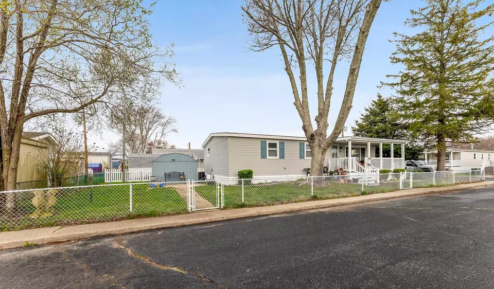 54 Priest Blvd, Rio Grande, NJ 08242 | 29 Photos - Movoto