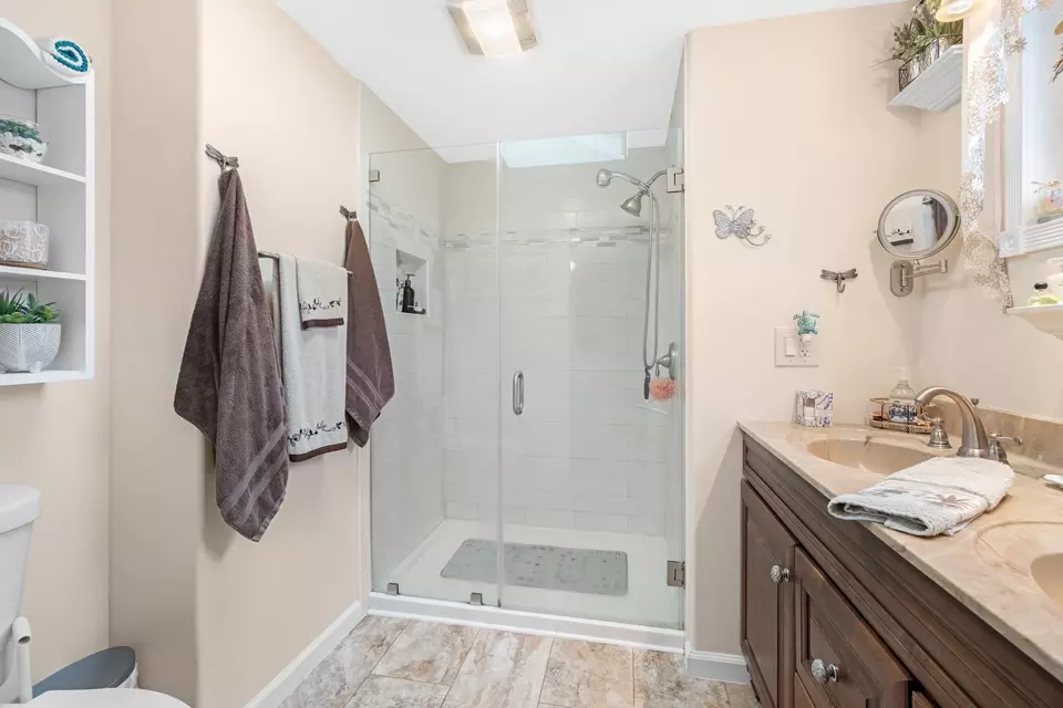 329 Grande Blvd, Rio Grande, NJ 08242 | 21 Photos - Movoto