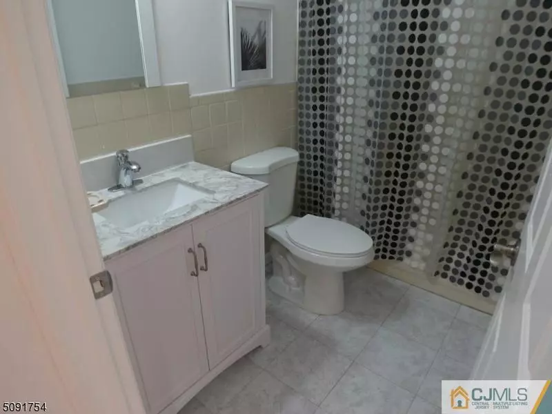 340 Sharon Garden Ct, Woodbridge, NJ 07095 | MLS# 2250156M | 36 Photos - Movoto