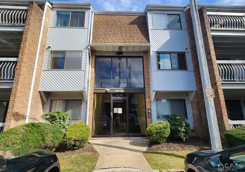 510 Edison Glen Ter, Edison, NJ 08837 | 13 Photos | MLS #2310610R - Movoto