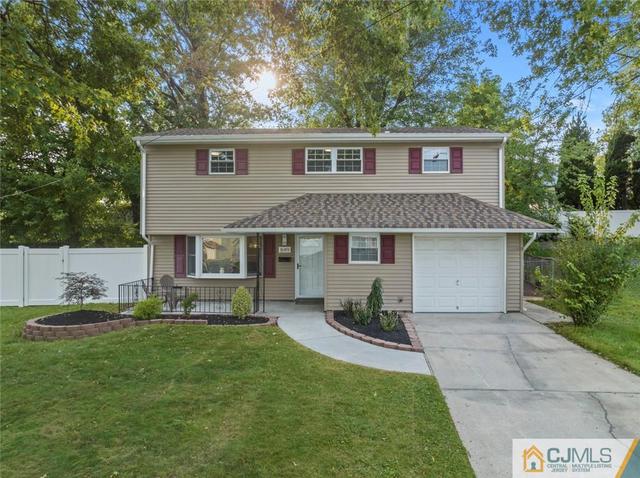849 Barry Ave, Perth Amboy, NJ 08861 | 33 Photos - Movoto
