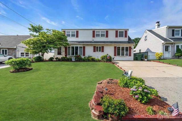 52 Kendall Dr, Sayreville, NJ 08859 | 33 Photos - Movoto