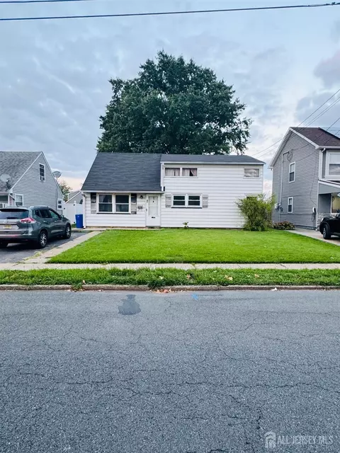 40 Leber Ave, Carteret, NJ 07008 | 14 Photos - Movoto