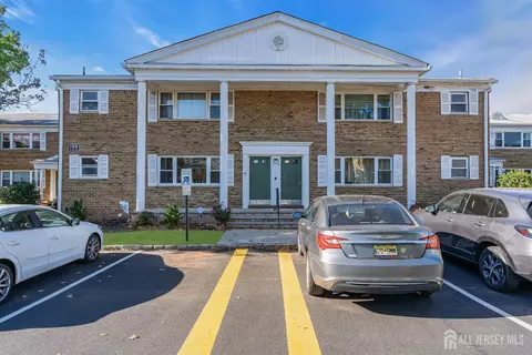 Edison, NJ Condos & Townhouses For Sale - Movoto