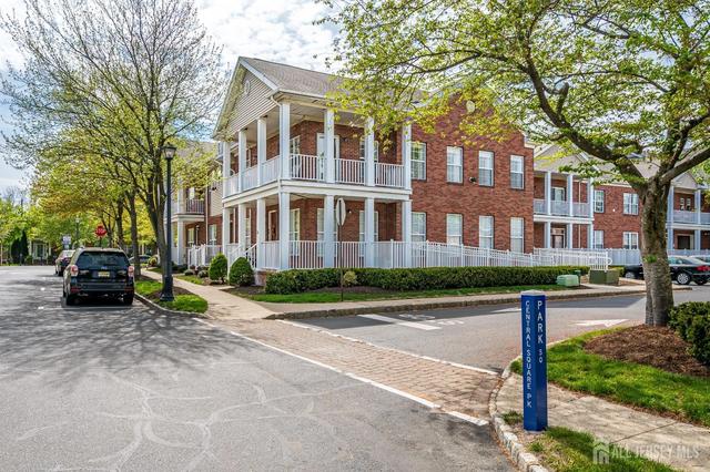 52 Central Square Park, Metuchen, NJ 08840 | MLS# 2512513R | 48 Photos ...