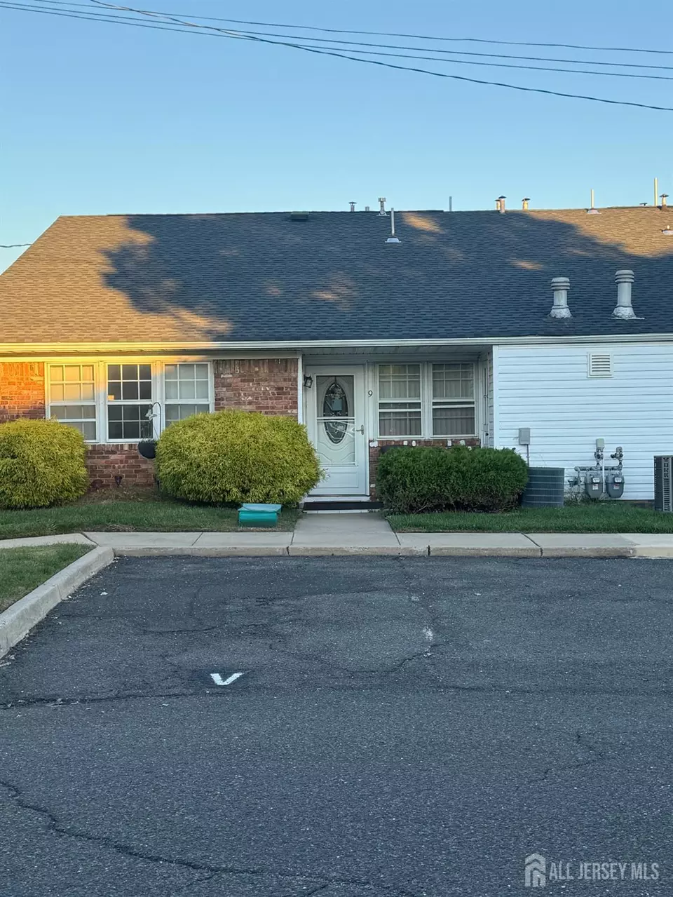 9 Valery Rd, Matawan, NJ 07747 | MLS# 2606028R | 1 photo - Movoto