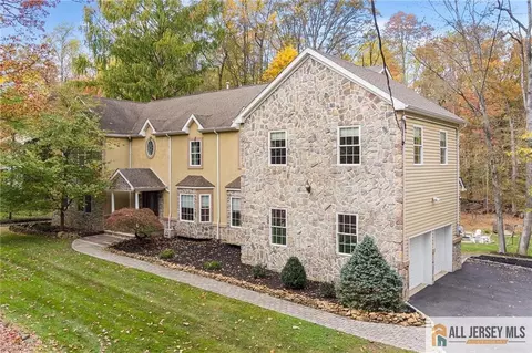 54 Warren Homes For Sale & Warren, NJ Real Estate - Movoto