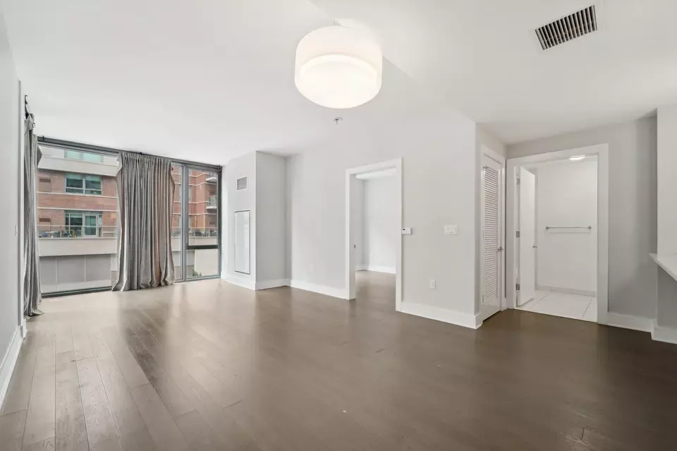 9 Avenue At Port Imperial #422, West New York, NJ 07093 | 29 Photos ...