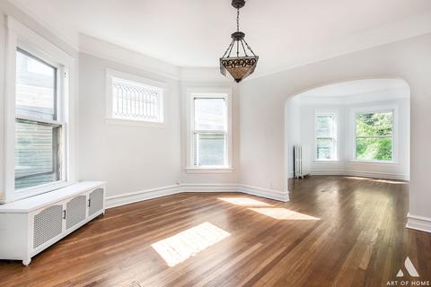 1304 W Rosedale Ave, Chicago, IL 60660 | 37 Photos - Movoto