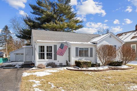 414 S Cedar Rd, New Lenox, IL 60451 | 15 Photos - Movoto