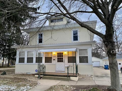 829 W Dakota St, Spring Valley, IL 61362 | 21 Photos - Movoto