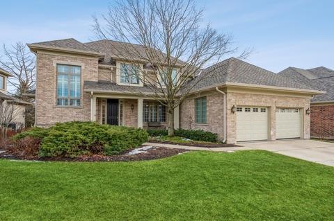 2033 Royal Ridge Dr, Northbrook, IL 60062 | 33 Photos | MLS #11692445 ...