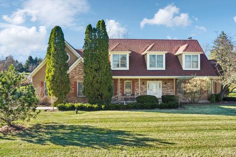 17 Cambridge Dr, Hawthorn Woods, IL 60047 | 38 Photos | MLS #11695697 ...