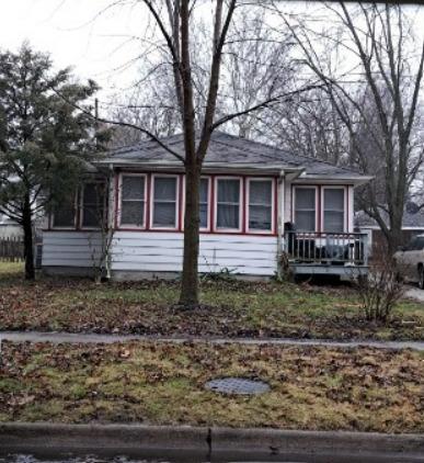 1009 W Tremont St, Champaign, IL 61821 - Movoto.com