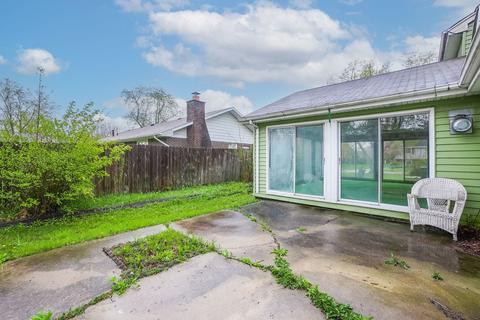 3537 Arthur Rd, Crete, IL 60417 | 33 Photos | MLS #11768186 - Movoto