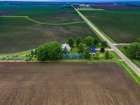 Rochelle, IL Single Family For Sale - Movoto