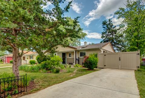 315 Maureen Dr, Wheeling, IL 60090 | 22 Photos | MLS #11807468 - Movoto