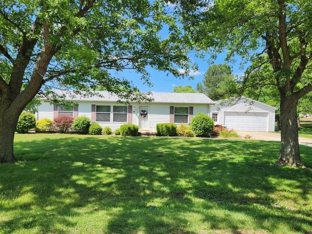 218 W 6th Ave, Rankin, IL 60960 | 19 Photos - Movoto