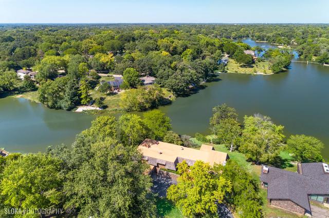 130 S Hills Dr, Tower Lakes, IL 60010 | 38 Photos - Movoto