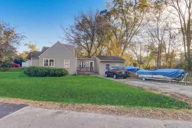 1510 Chestnut Dr, Round Lake Beach, IL 60073 | 13 Photos - Movoto