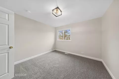 2548 Country Club Dr, Olympia Fields, IL 60461 | 24 Photos - Movoto