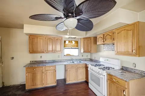 700 Apollo Dr, Joliet, IL 60435 | 14 Photos - Movoto