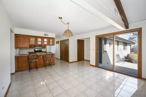 506 Abbeywood Ct, Oak Brook, IL 60523 | 41 Photos - Movoto