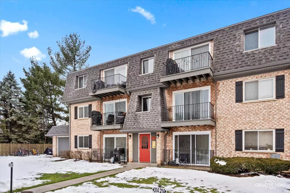 900 S Plum Grove Rd #116, Palatine, IL 60067 | 17 Photos - Movoto