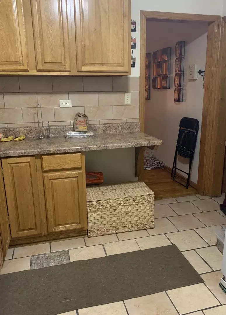 103 E 151st St, Harvey, IL 60426 | 14 Photos - Movoto