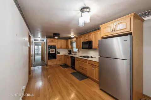6254 W 64th St, Chicago, IL 60638 | 21 Photos - Movoto