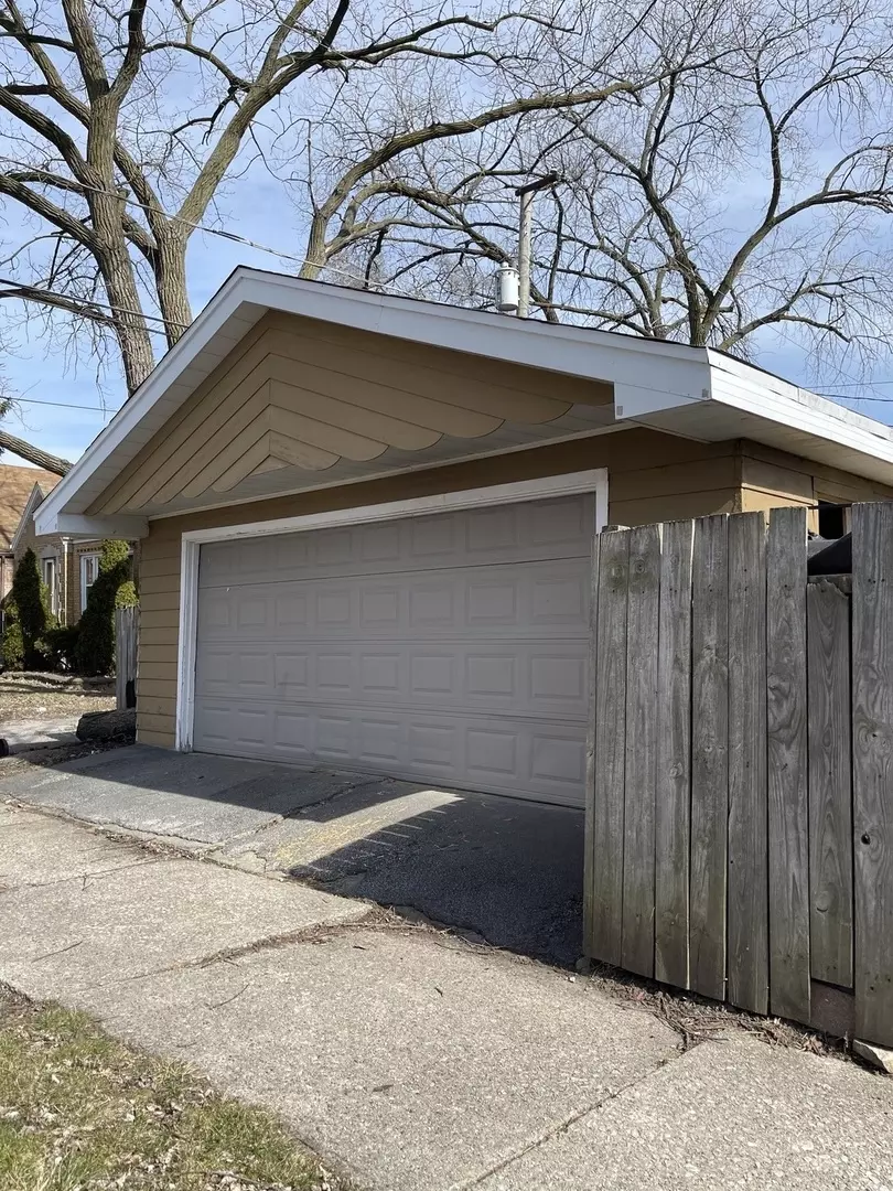 269 W 146th St, Riverdale, IL 60827 | 3 Photos - Movoto