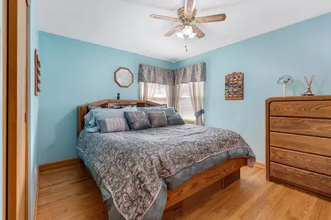 4002 Fern Ave, Lyons, IL 60534 | 18 Photos - Movoto