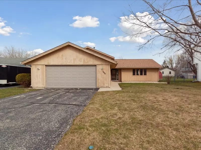 1404 14th Ave, Belvidere, IL 61008 | 40 Photos - Movoto