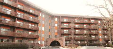 120 Lakeview Dr #419, Bloomingdale, IL 60108 | 14 Photos - Movoto